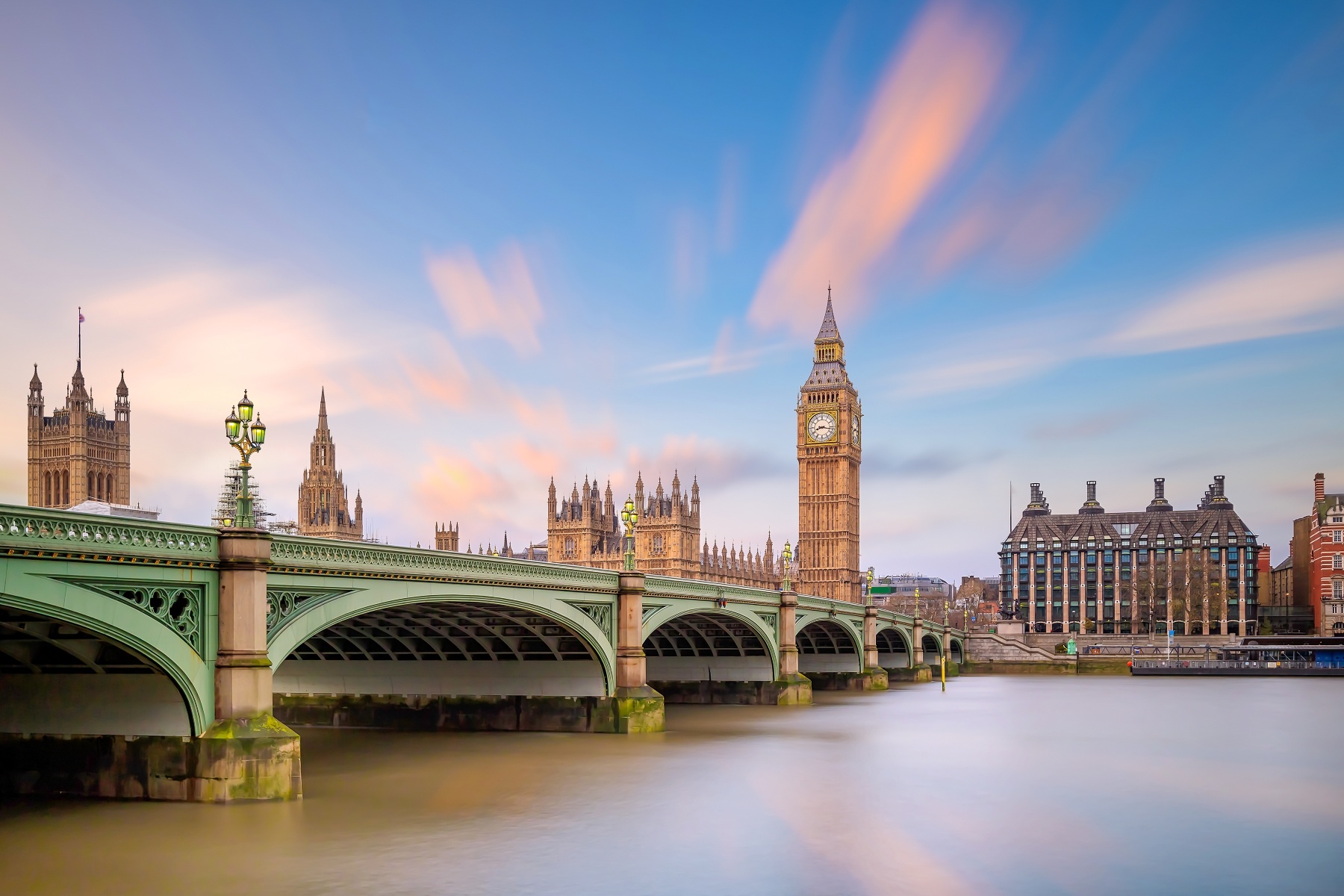 Flights to London (LHR) - Find best flight deals & book direct | Etihad ...